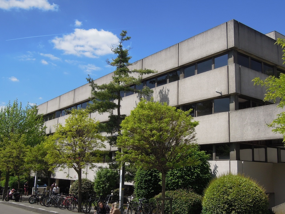 Partie de la façade (Campus du Solbosch)